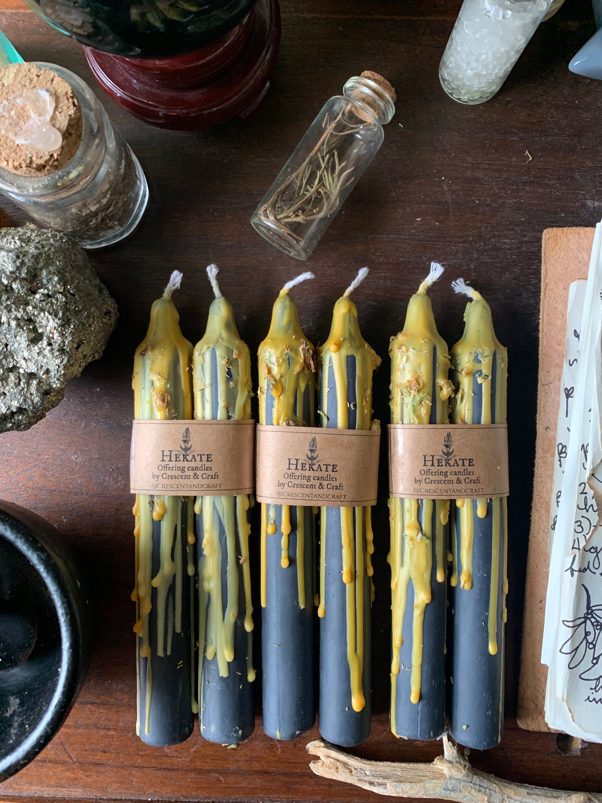 Hekate – Crescent & Craft